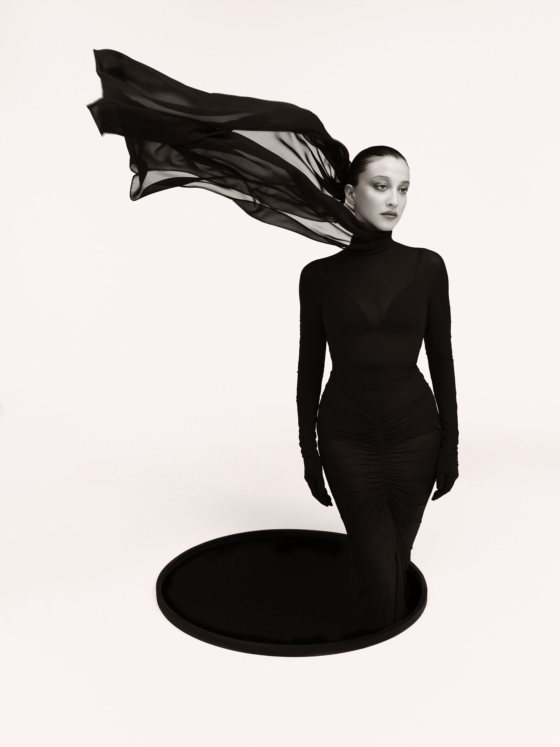 Melike Şahin – Tour 2025 - DIFFUS